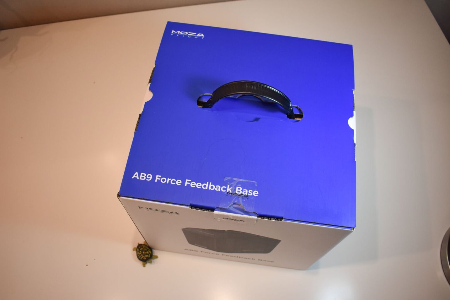MOZA AB9 - Force Feedback Base Review - FSNews