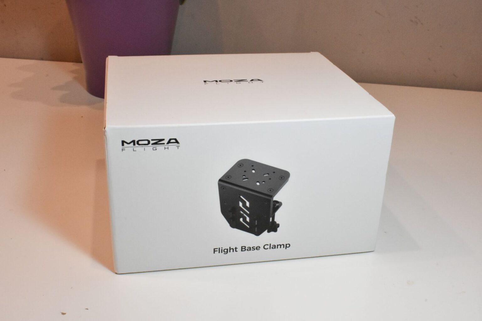 MOZA AB9 - Force Feedback Base Review - FSNews