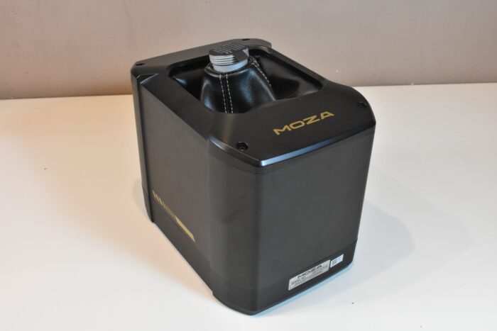 MOZA AB9 - Force Feedback Base Review - FSNews